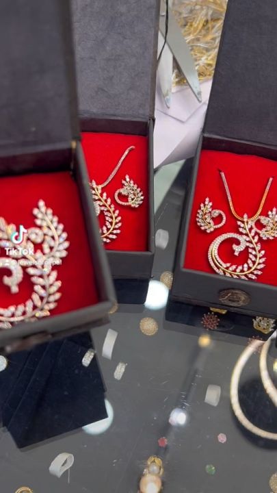 Jewels Of Nepal Cubic Zirconia 5A Australian Diamond Studded Mayur ...