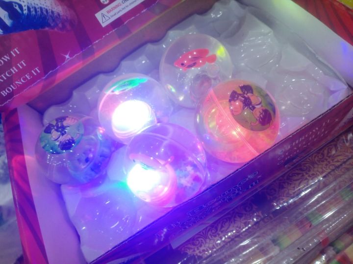LED flashing light Rubber Bouncing Ball For Kids Bouncing Rubber ...