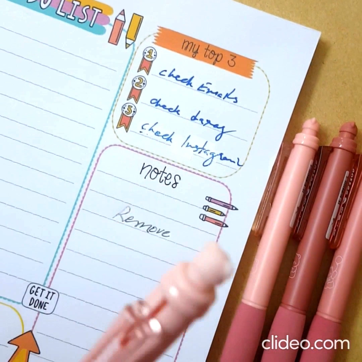 High Quality Erasable Pens by MOKA and fxwoo - Bear, Astronaut, Rainbow ...