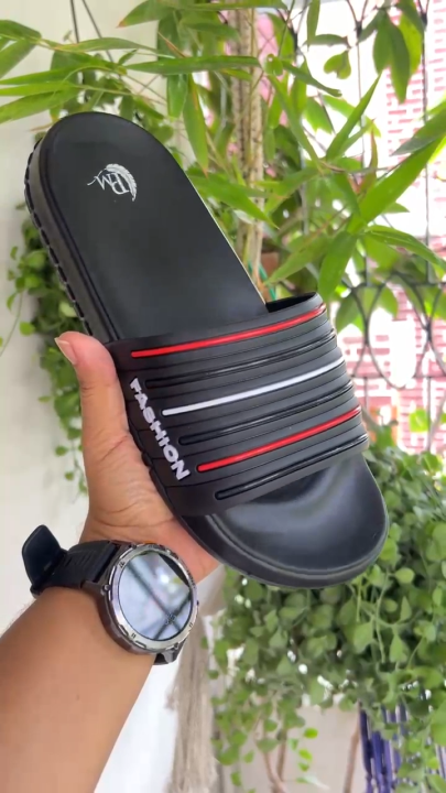 Slides for Men Fashion Anti slippery and waterproof Slipper Light Wight ...