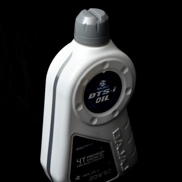 Bajaj DTSI engine oil | Daraz.com.bd