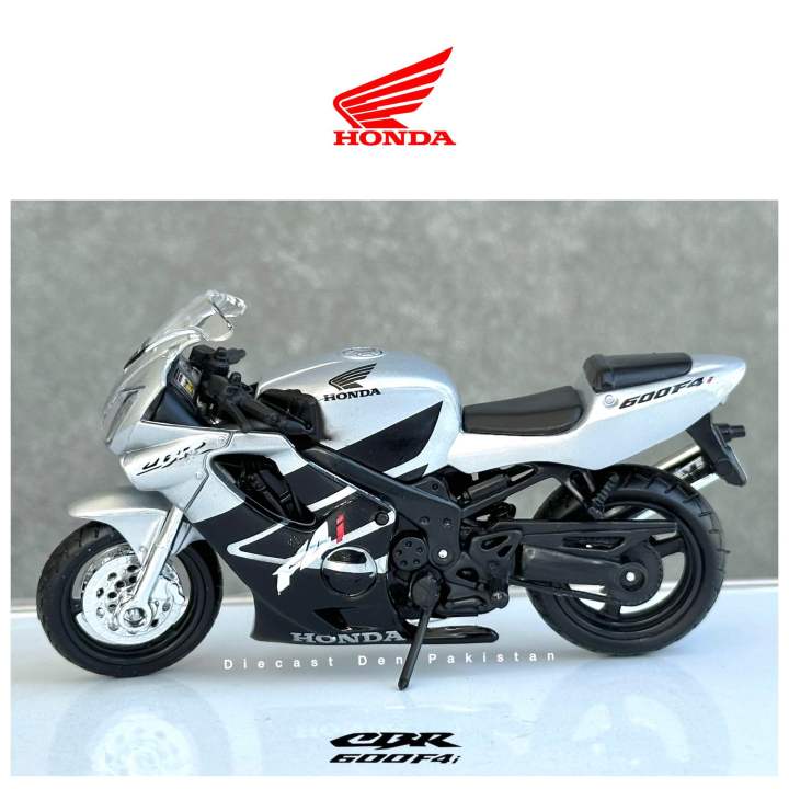 Honda CBR 600F4i Silver 1:18 Scale Diecast Model Bike - Maisto | Daraz.pk
