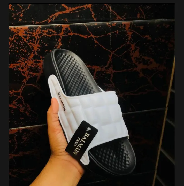 Balmain Slippers 100% comfortable & vert Attractive Desing And Colr ...