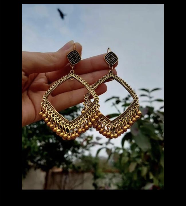 Jhumka / Jhumkay Base For Resin Art | With hanging pearls | Daraz.pk