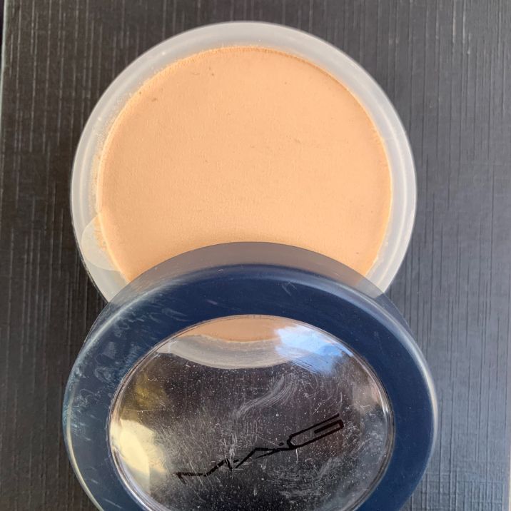 Matte Base Mac With 2 Colour Base | Daraz.pk