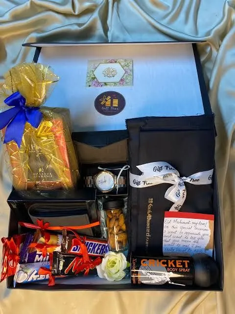 The Festive Eid Gift Box For Your Love One's | Gift Set For Branded ...