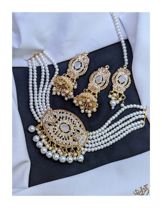 New fancy stylish choker patti set with Jhumki and tika charming new ...