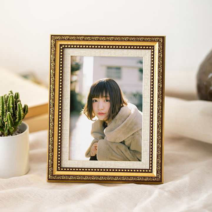 Vintage photo frame, European style palace table, wall mounted photo ...