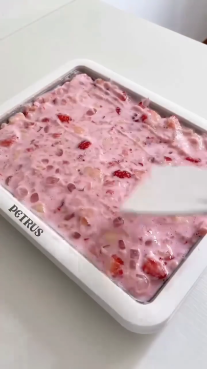 Stainless Steel Ice Cream Maker , With Pan And 2 Scrapers ...