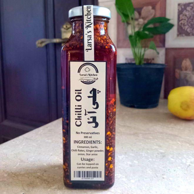 Larsa's kitchen Garlic Infused Chilli Oil 300ml | Daraz.pk