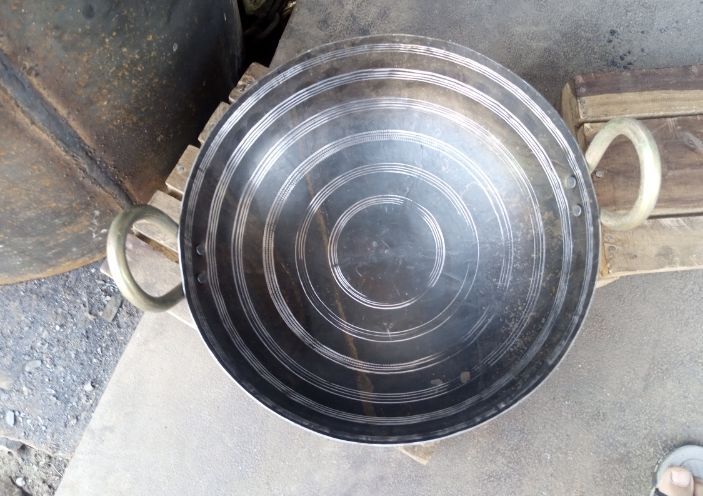 special hand made iron karahi 1 | Daraz.pk