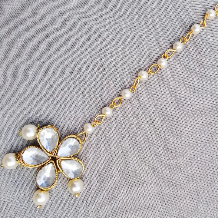 Trending Kundan Tika bindiya for wedding and party customize handmade ...