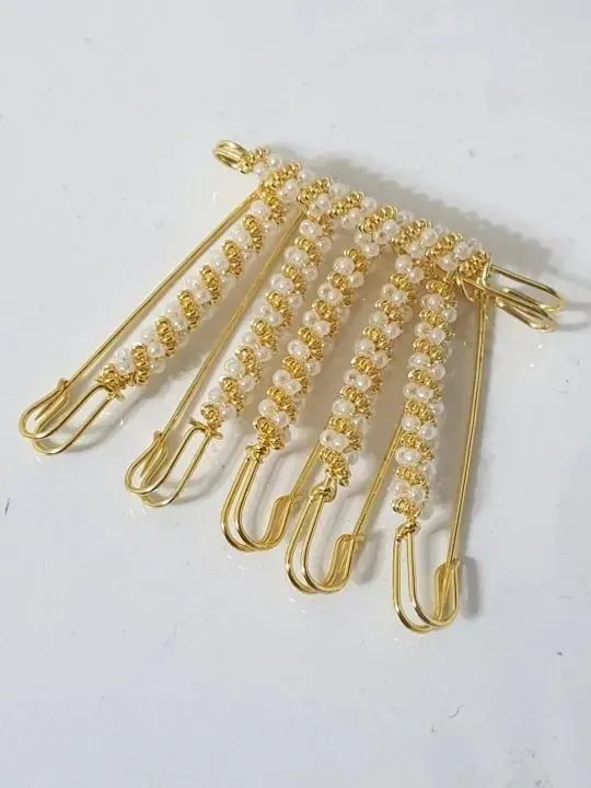 Beaded Safety Pin Set for Hijab, Scarf & Dupatta – Gold & Silver | Pack ...