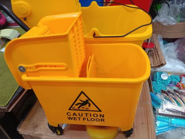 Mop Wringer Squeegee Bucket 20 Litar | Daraz.com.bd