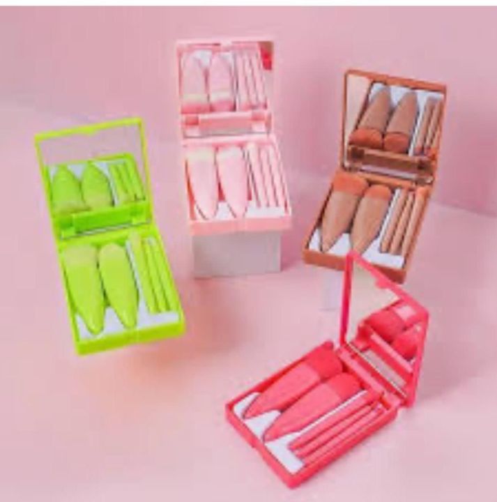Brush Set In 4 Different Colors | Daraz.pk