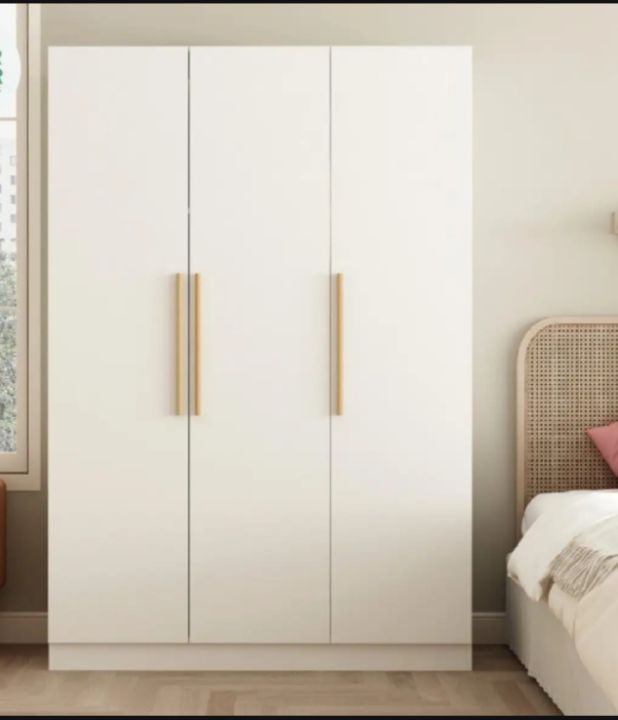 3 Dor Wardrobe Bedroom Cabinet With Hanging Rode Cloths Storae Space ...