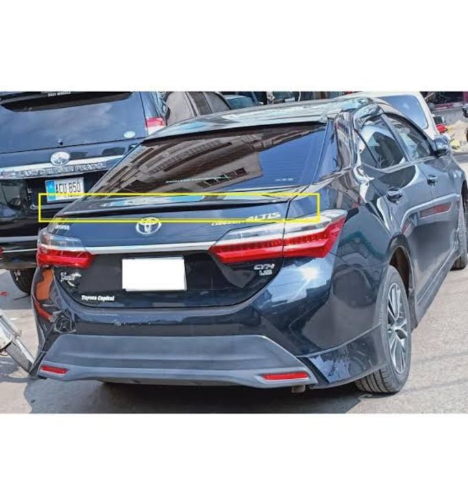 Toyota Corolla Slim Trunk Lip Spoiler Painted (White/Black) Rear Boot ...