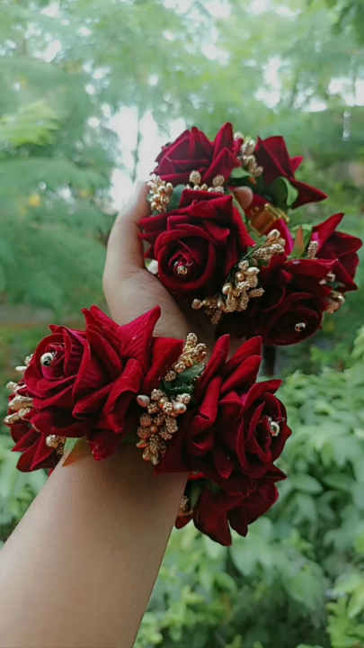 Pair of Artificial Gajry for Bride – Customised Gajry for Nikkah ...