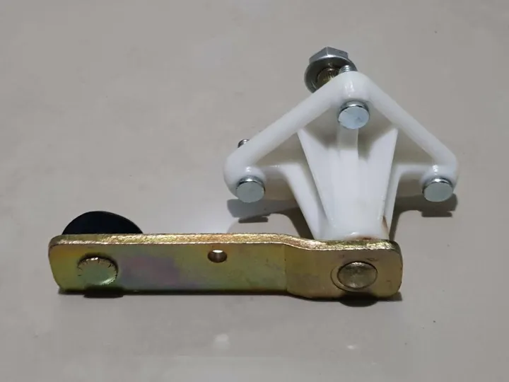 Doll wiper arm Isuzu D-MAX 2.5,3.0 side lh/rh 450 baht per pair | Shop ...