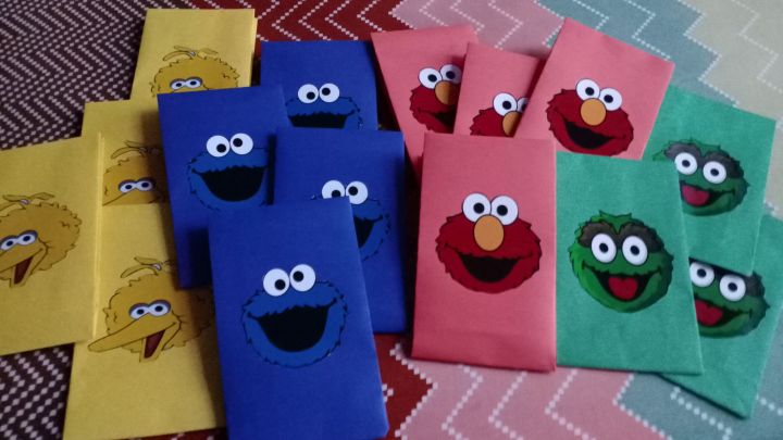 sesame street cartoon goodies bag pack of 5 | Daraz.pk