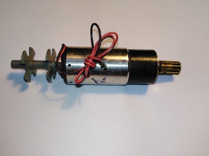 Escap 900 RPM Gear Motor w/ Gear - 36 VDC - Portescap | Daraz.pk