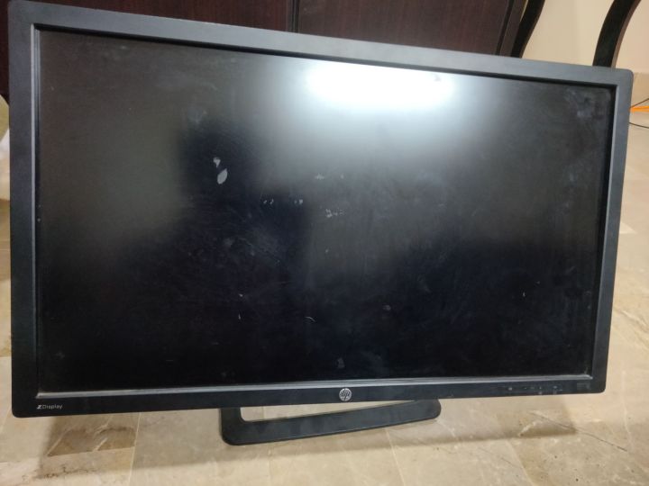 HP 27" Inch IPS LED With Hydraulic Stand (used) | Daraz.pk