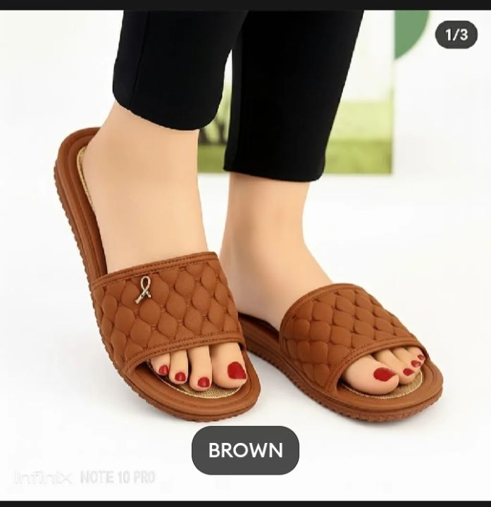 Casual House Slippers & Flip Flops for Women Soft & Comfortable Plastic ...