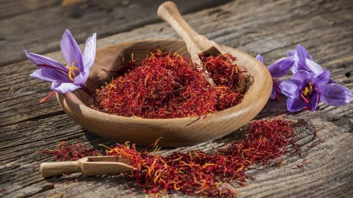 Saffron (zafran) IRANIAN 4.75GRAM | Daraz.pk