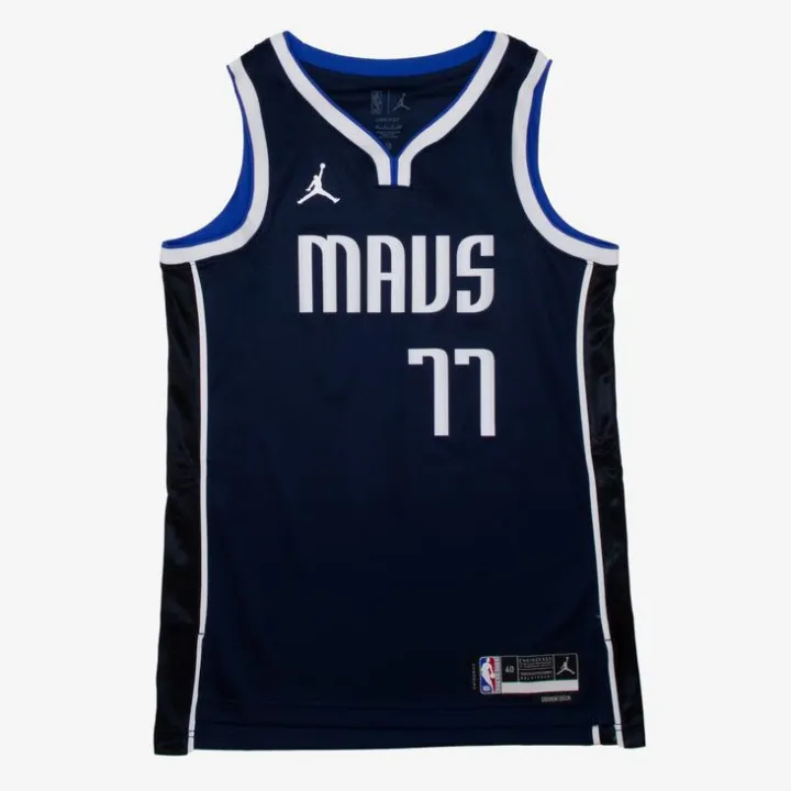 Dallas Mavericks Luka Doncic 77 Basketball Jersey Black Large | Daraz ...