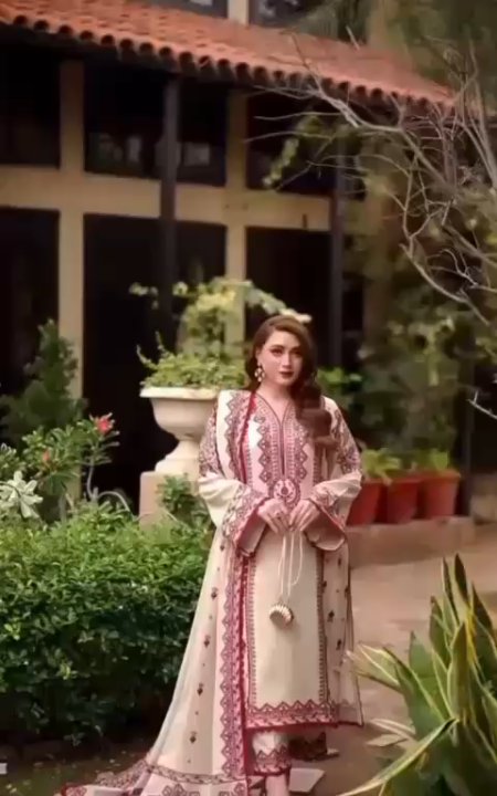 Aneela’s Winter Collection 2025 | Premium Dhanak 3PC Embroidered Suit ...