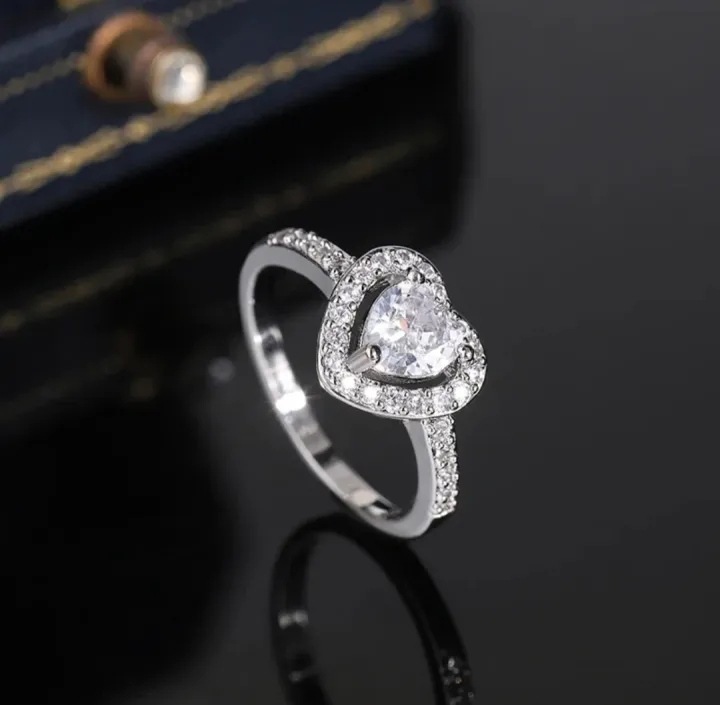 6 claw one diamond rings in diffrent shapes | Daraz.pk