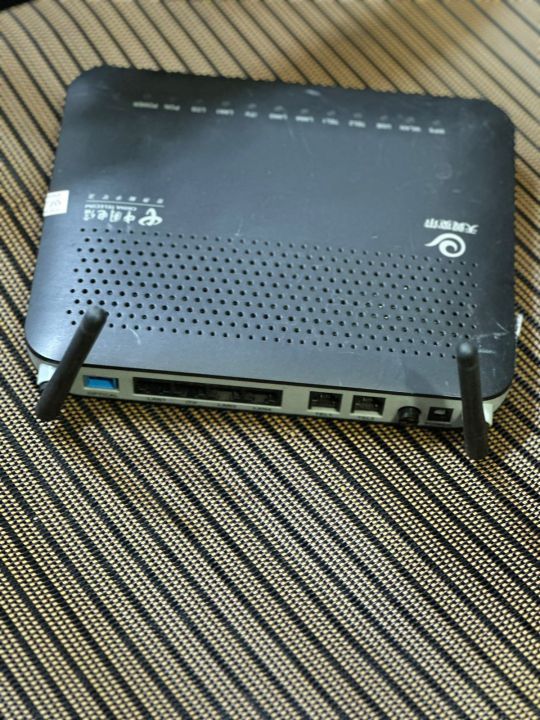 Fiber modem onu HG8245 Black EPoN Wifi ONU | Daraz.pk