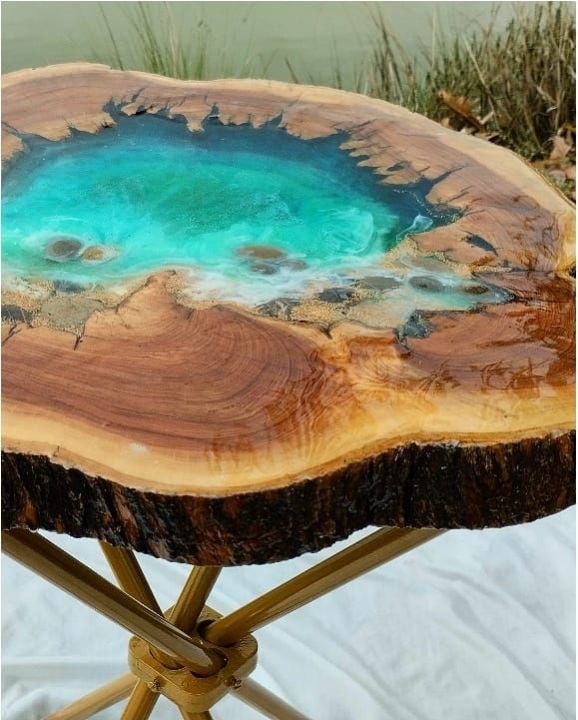 Lavish look & top quality with resin art colours & shine Wood log table ...