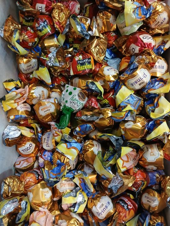 Chocolates pack 25 Pcs | Daraz.lk
