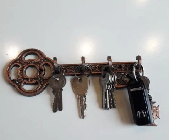 Key Shaped Key Holder Wall Mounted Key Hanger | Daraz.pk