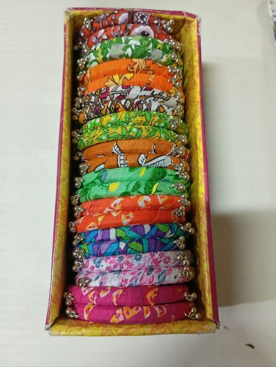 Stylish Hand Print Fabric Bangles for Women, Glossy Finish Wooden ...