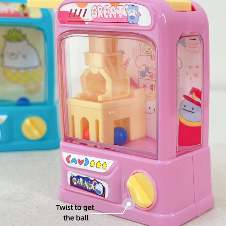 Mini Claw Machine with Balls Desktop Arcade Game Toy, Fun Prize Grabber ...