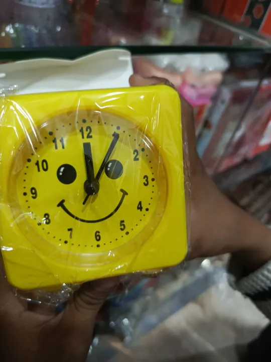 smart table clocks with smiley face with box | Daraz.pk