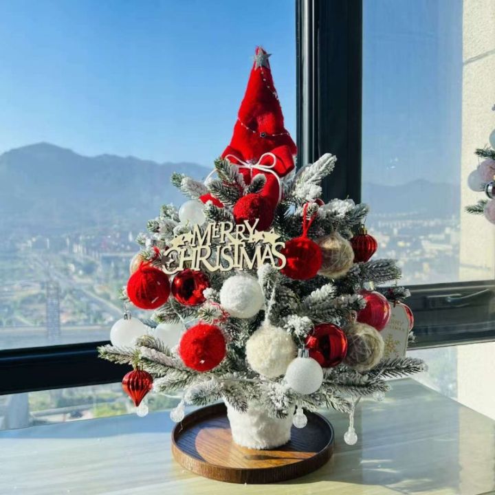 New 2025 hit Christmas tree - Mini Christmas tree in pink, realistic ...