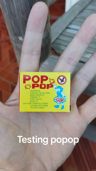 POP Crackers Toy Pack – 10 Boxes of Pop Snappers for Kids, Each ...