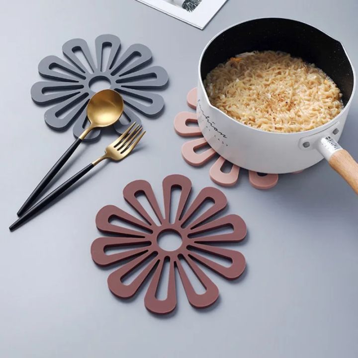 Kitchen Pot Mat Flower Shape Pot Holders for Hot Pots and Pans Holder ...
