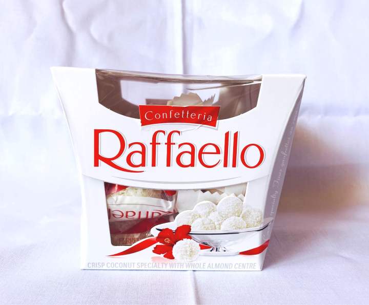 Ferrero confetteeria Raffaello 150gm |Chocolates For Events And Gifts ...