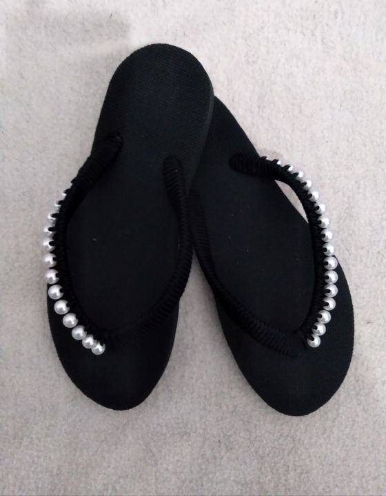 Women's Beaded Rubber Slippers - Comfortable and Stylish Footwear ...