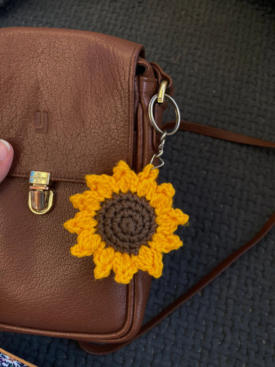 crochet sunflower keychain | Daraz.pk