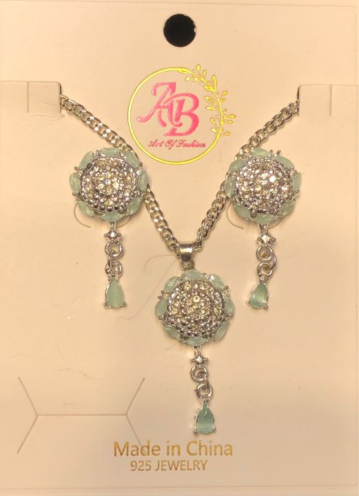 Locket Set beautiful design | Daraz.pk