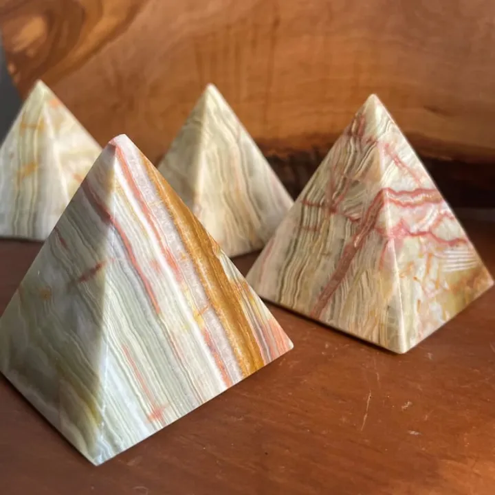 Onyx Crystal Pyramid 2 inches Grade Multi Green Marble Onyx Pyramid ...