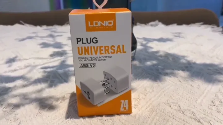 LDNIO Z4 Universal Travel Adapter - Multi-Plug International Socket for ...