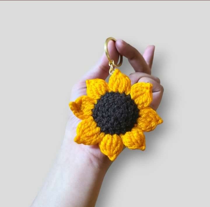 Sunflower Keychain|Crochet Flowers Keychains | Daraz.pk