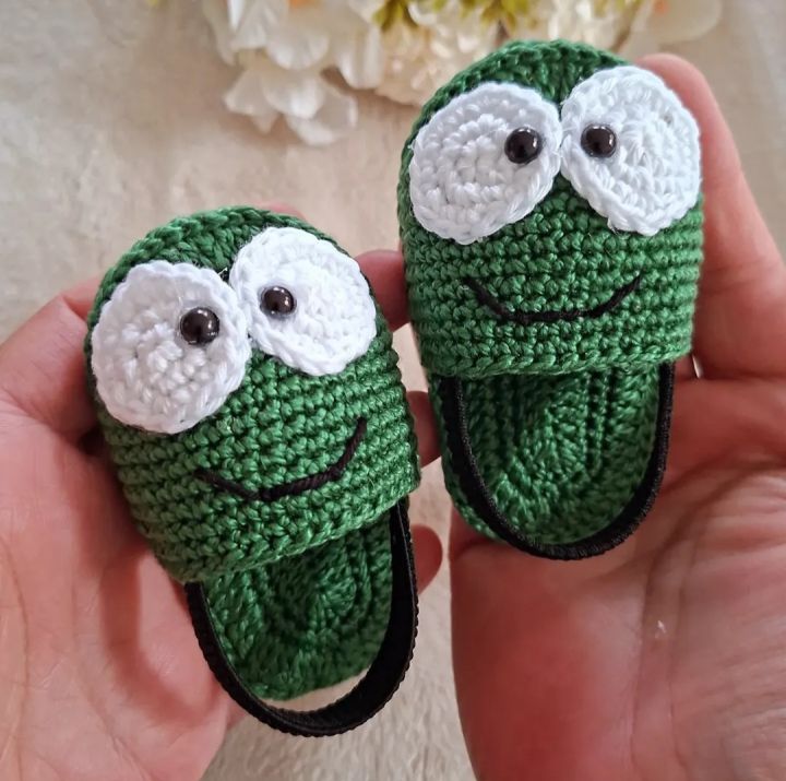 Crochet Baby Slippers – Green Cartoon Face – Handmade Soft Infant Shoes ...