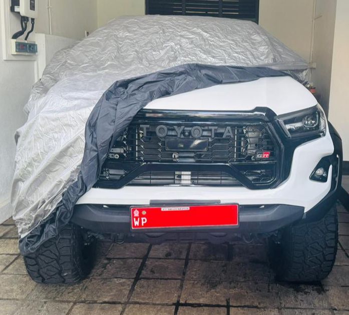 Toyota Hilux Double Cab (Universal Cover | Daraz.lk